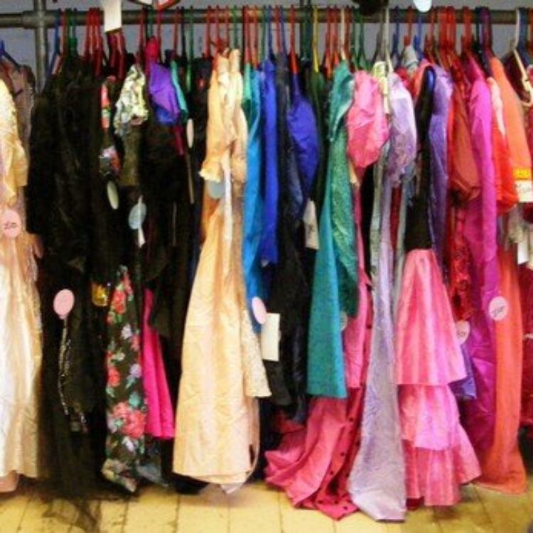 Online Thrift Stores - Revolutionising How We Shop For Fashion - Blue ...