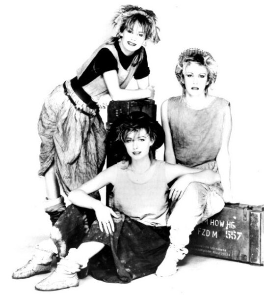 retro 80s fashion, what goes around comes around - Blue 17 Vintage Clothing