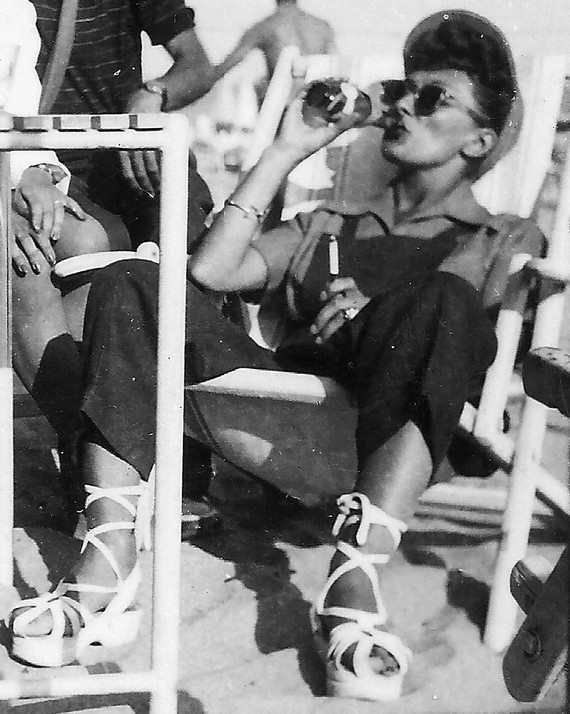 1950s Womens workwear classics stand the test of time - Blue 17 Vintage ...