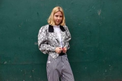 80s Shoulder pads | Eighties shoulder pads fashion | Blue17