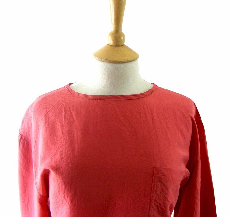 90s Red Scoop Neck Cropped Top - 12 - Blue 17 Vintage Clothing