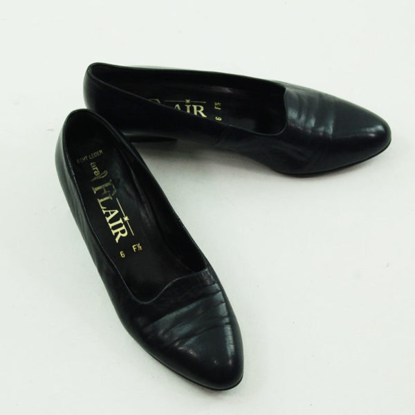 Navy Blue Leather Pumps - UK 6 - Blue 17 Vintage Clothing