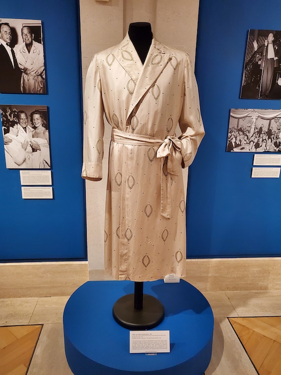 Noël Coward: Art & Style - Blue 17 Vintage Clothing