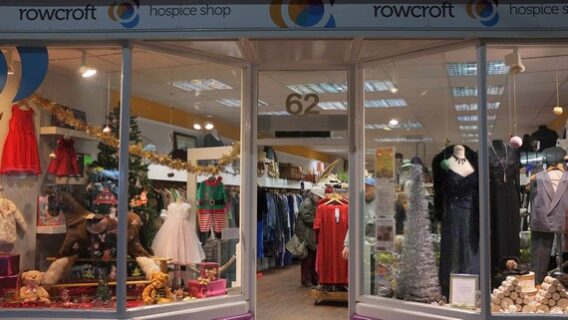 Online Thrift Store UK - Blue 17 Vintage Clothing
